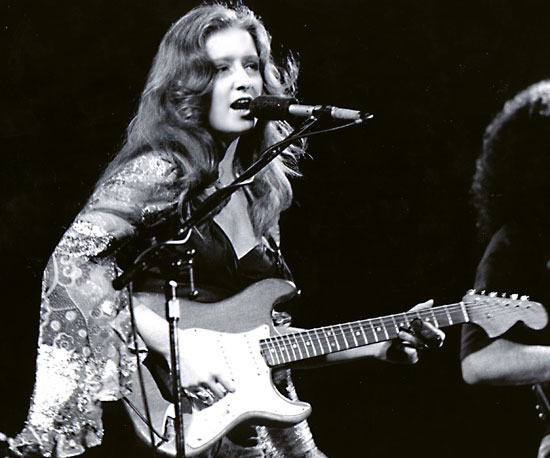Bonnie Raitt Bio and Pics | POPSUGAR Beauty