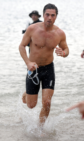 How Tall Is Eric Winter