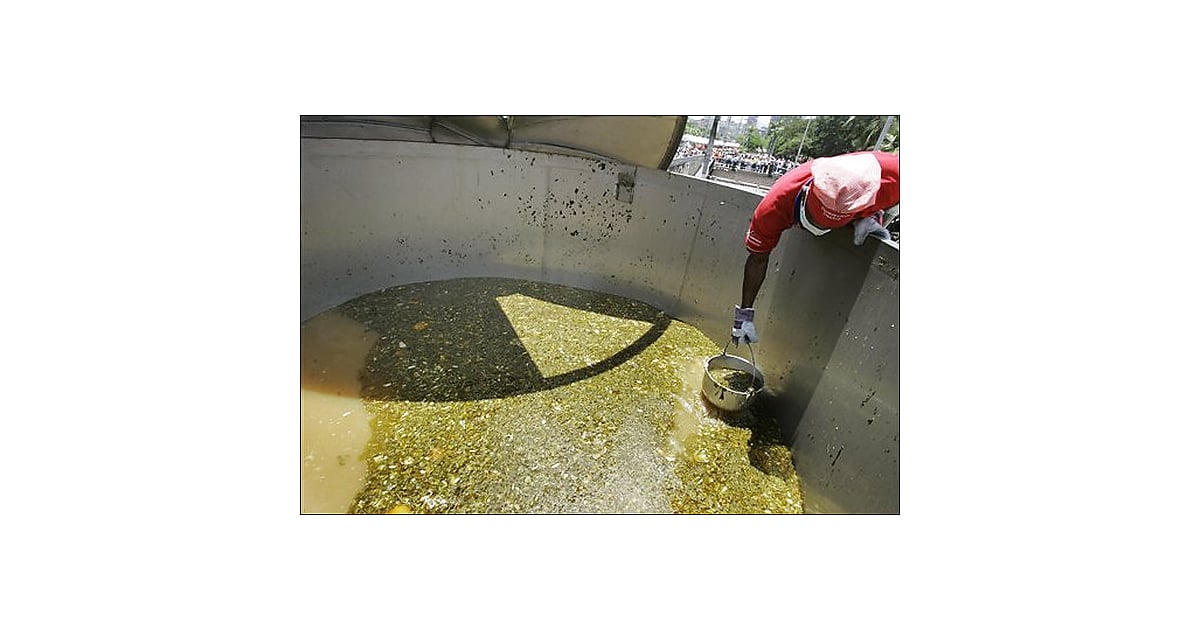 World s Largest Pot Of Soup POPSUGAR Food