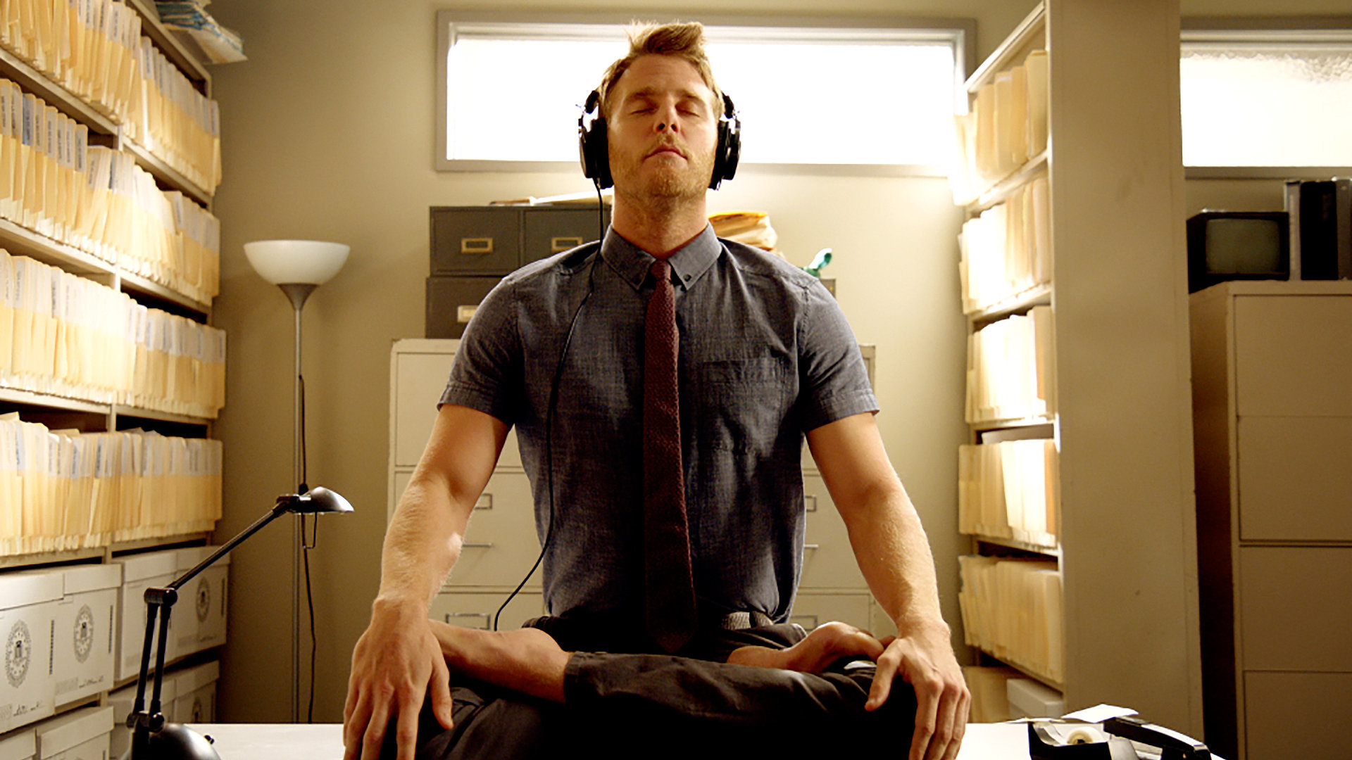 Limitless Gets a Full-Season Order | POPSUGAR Entertainment